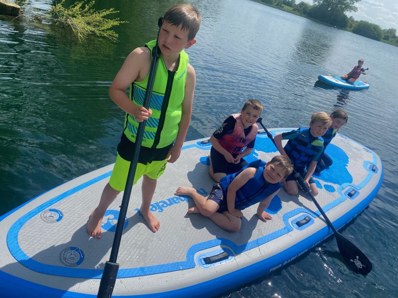 Family Paddle Board | Cotswolds | 4 Lakes Waterski School